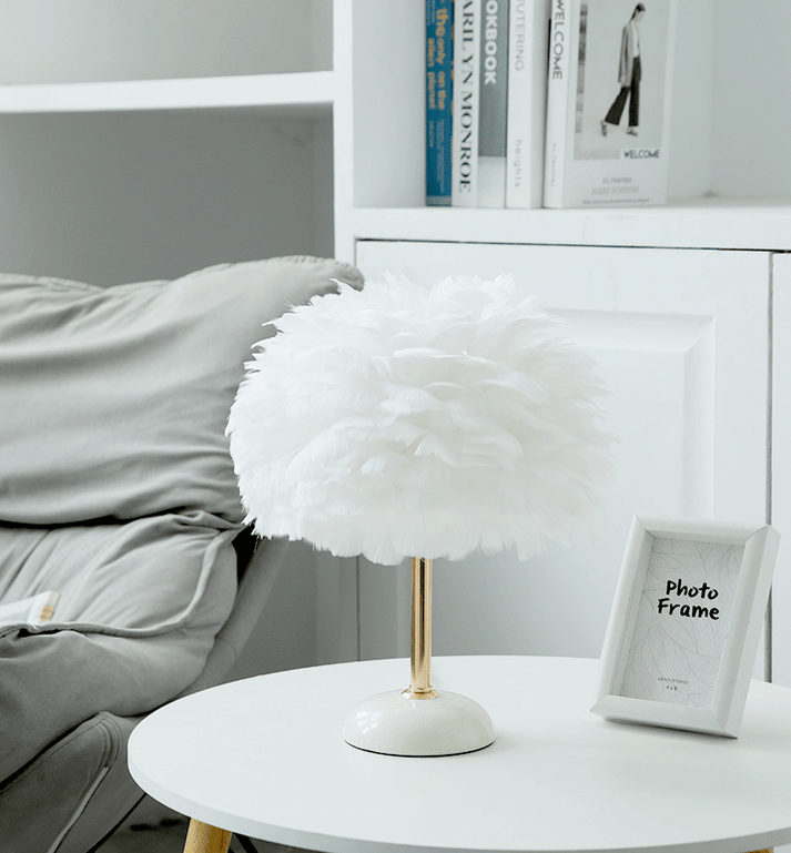 Feather Table Lamp | ModefinityFeather Table Lamp