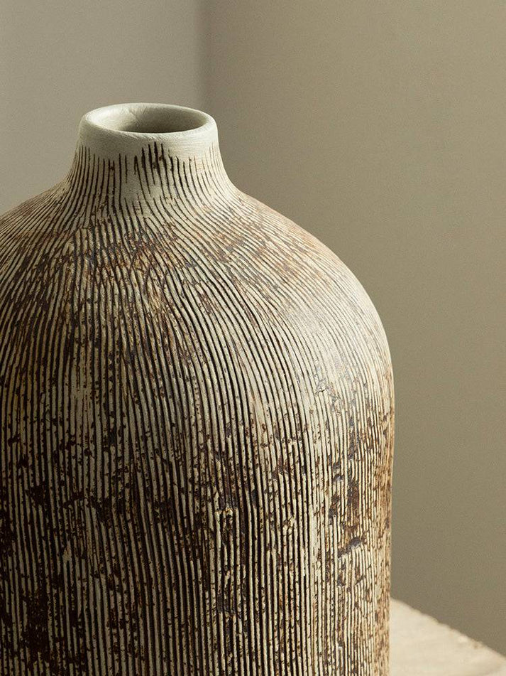 Japandi Dark Ceramic Vases | ModefinityJapandi Dark Ceramic Vases